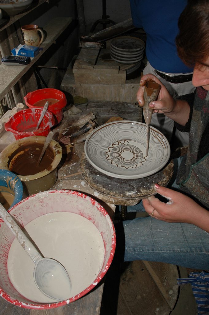 Slip (for slip-trailing, painting) | CERAMICA CH